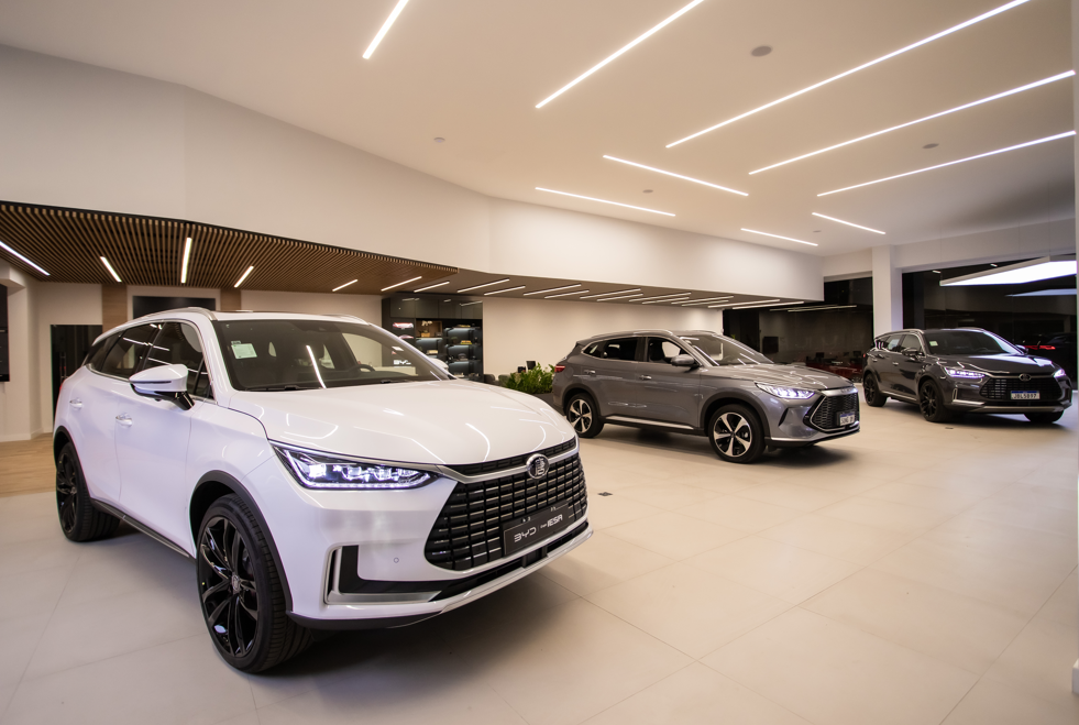 BYD Brasil inaugura concessionária em Porto Alegre e chega a 11 lojas ...